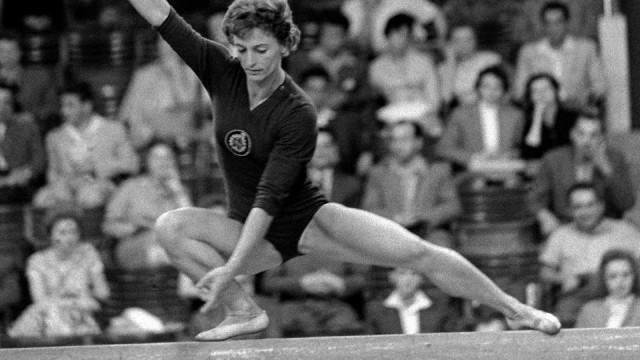 Könyv Jelent Meg Az 1956 Ban Olimpiai Bajnok Női Tornászokról